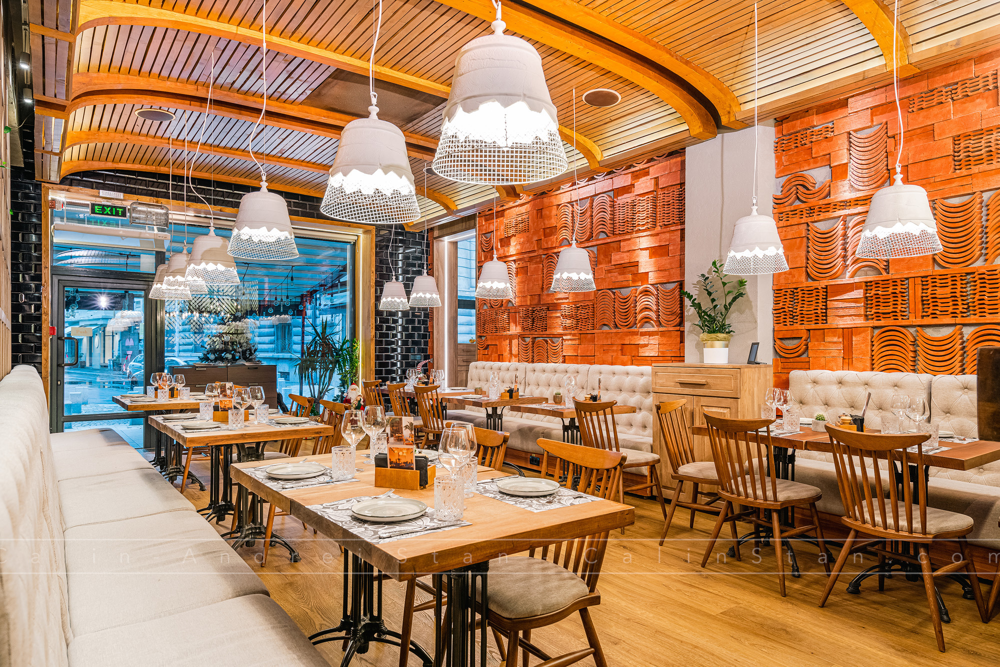 Fotografii pentru restaurantele Mace și Caju