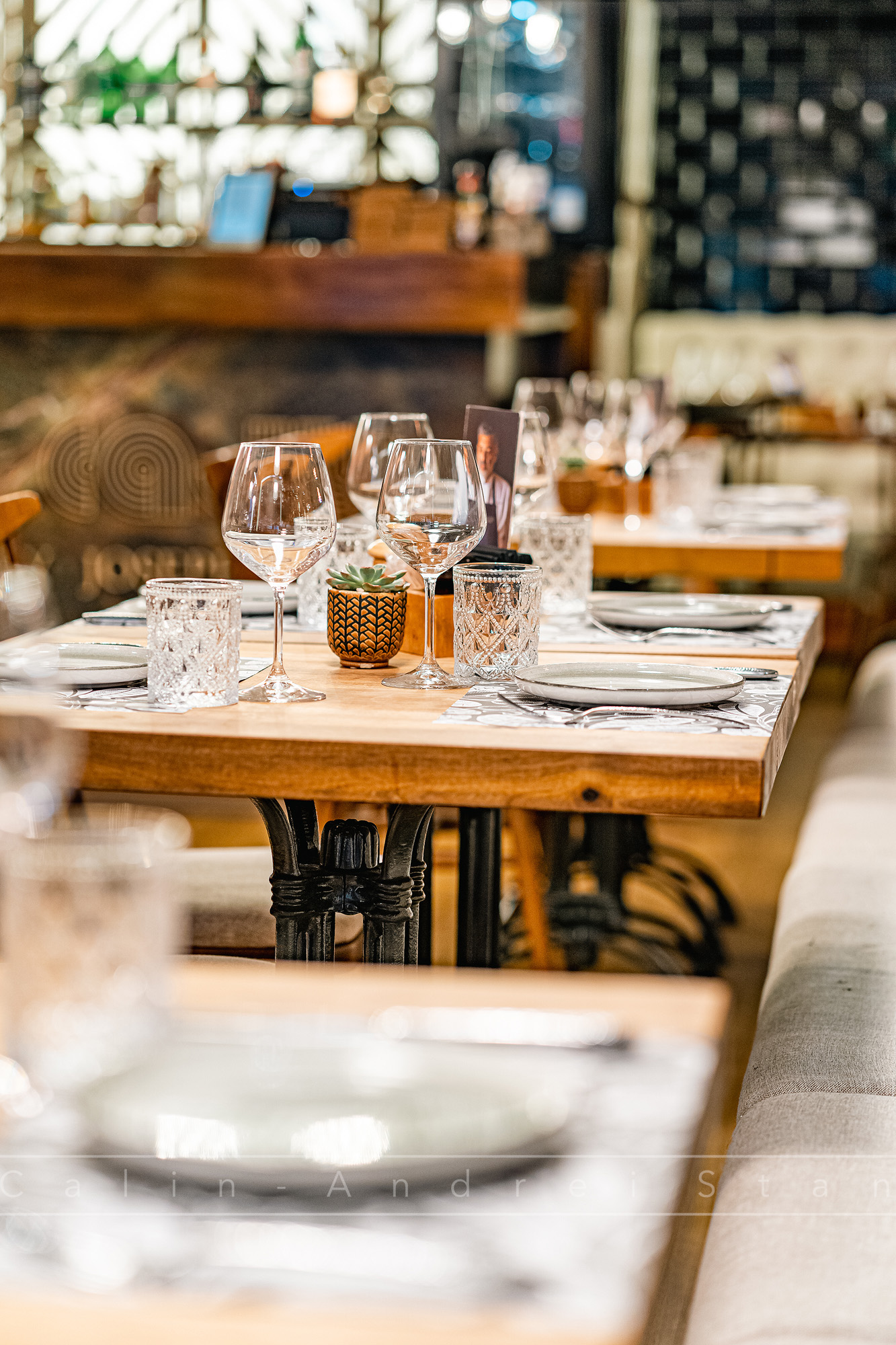 Fotografii pentru restaurantele Mace și Caju