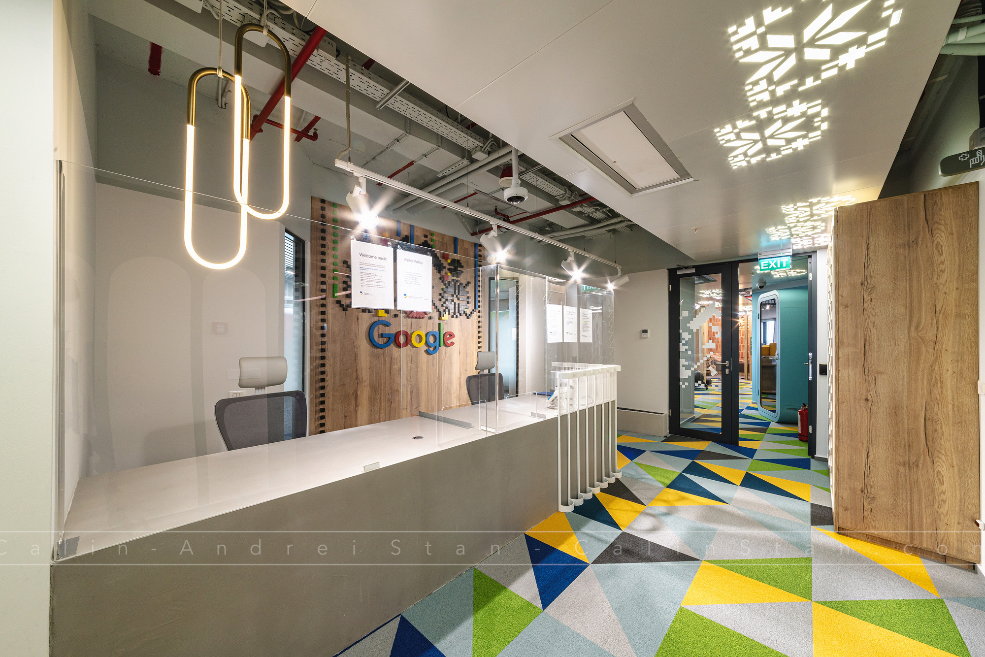Fotografii office pentru noul spațiu de birouri Google România ...